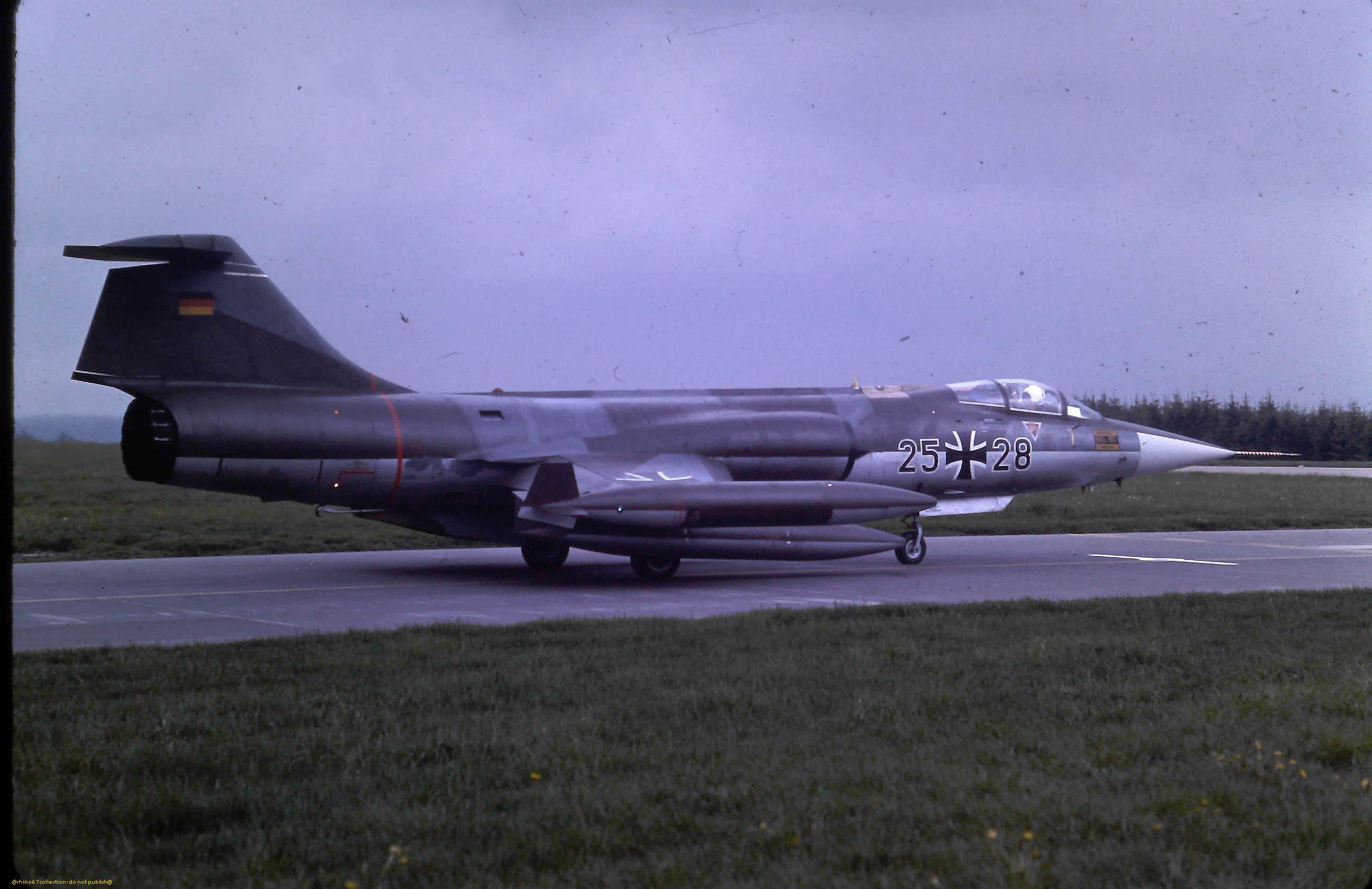 AircraftSlides.com Auction Item