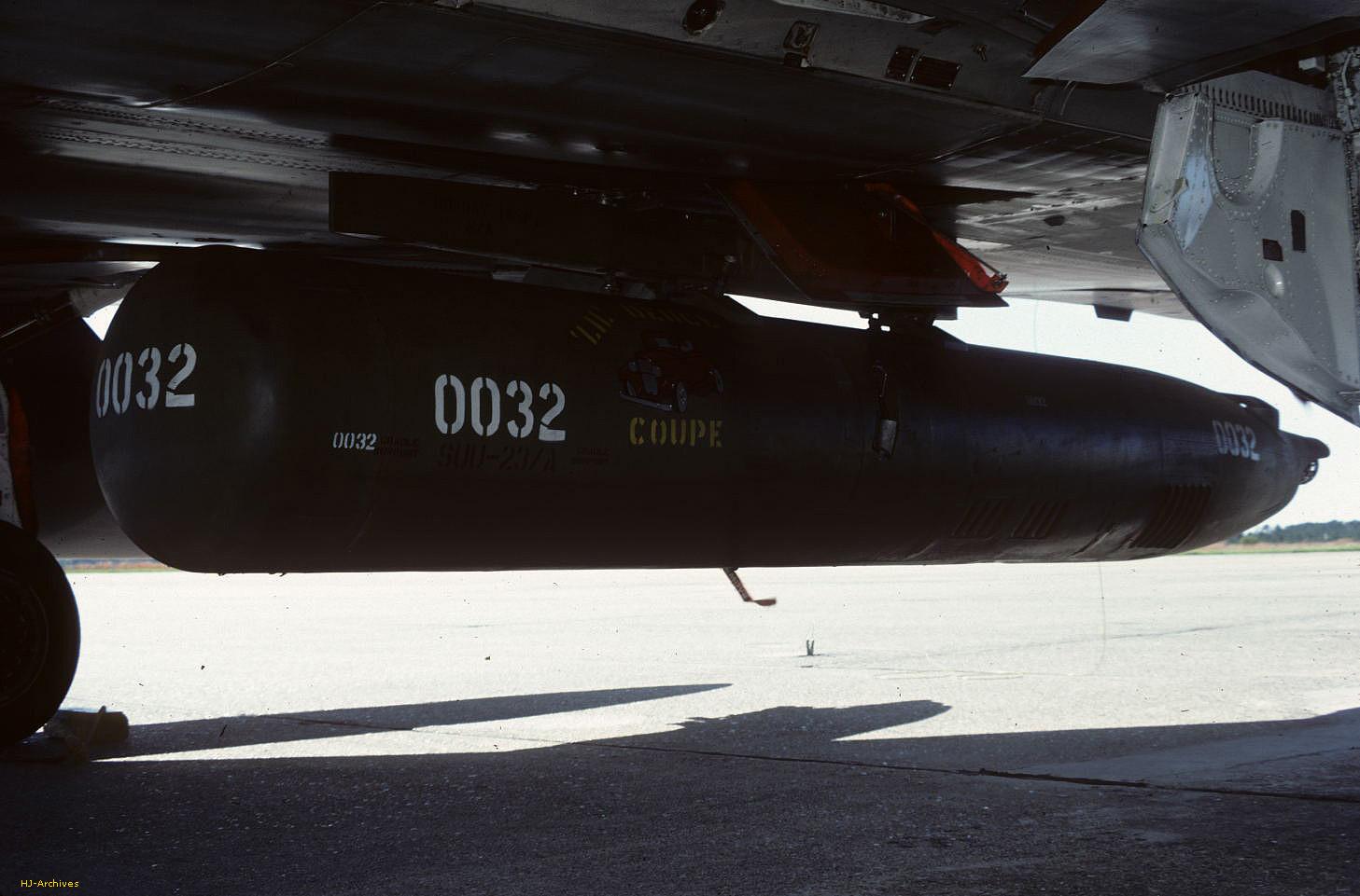 AircraftSlides.com Auction Item